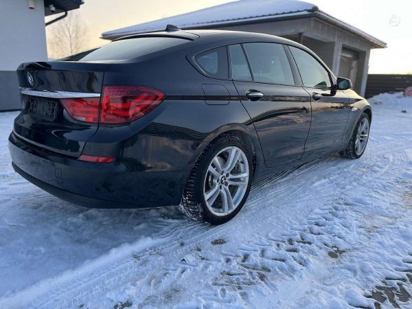 Black BMW 520 2013 in Kaunas, with an engine capacity of 2.00 L and mileage of 247 thousand km for 8999 €, photo 6 on AUTOMOTO.COM.LV