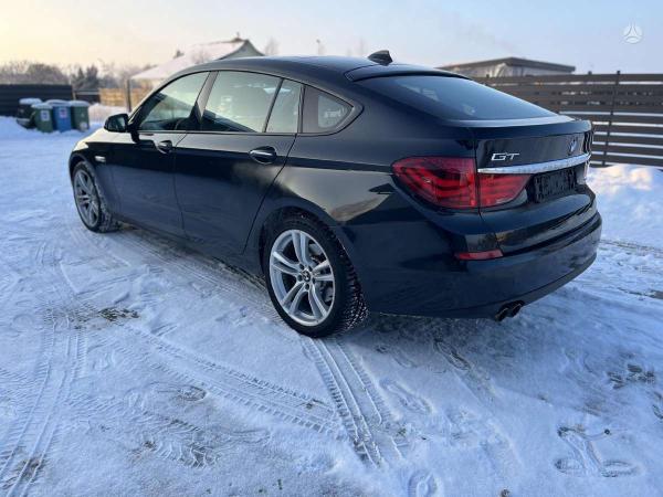 Black BMW 520 2013 in Kaunas, with an engine capacity of 2.00 L and mileage of 247 thousand km for 8999 €, photo 7 on AUTOMOTO.COM.LV
