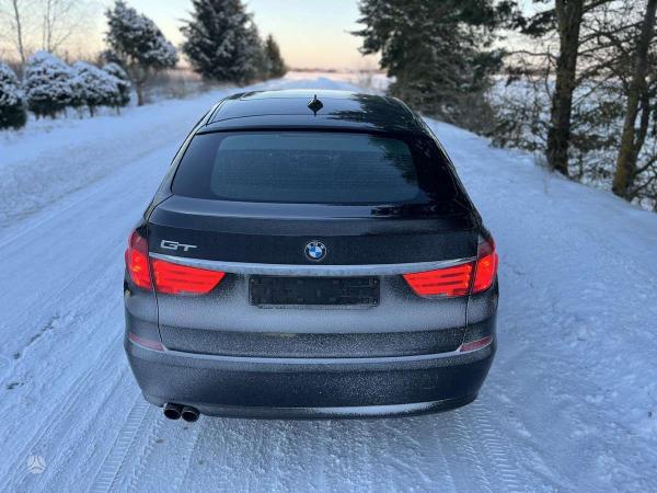 Black BMW 520 2013 in Kaunas, with an engine capacity of 2.00 L and mileage of 249 thousand km for 9500 €, photo 6 on AUTOMOTO.COM.LV