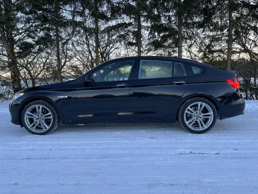 Black BMW 520 2013 in Kaunas, with an engine capacity of 2.00 L and mileage of 249 thousand km for 9600 €, photo 8 on AUTOMOTO.COM.LV