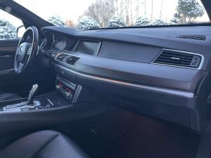 Black BMW 520 2013 in Kaunas, with an engine capacity of 2.00 L and mileage of 249 thousand km for 9600 €, photo 16 on AUTOMOTO.COM.LV