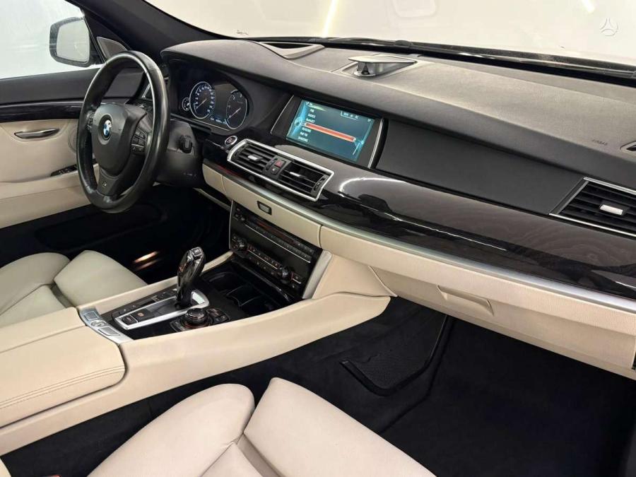 Melns BMW 520 2013 Marijampole, ar dzinēja tilpumu 2.00 L un nobraukumu 443 tūkst. km par 10999 €, foto 16 vietnē AUTOMOTO.COM.LV
