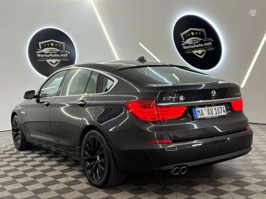 Melns BMW 520 2013 Marijampole, ar dzinēja tilpumu 2.00 L un nobraukumu 443 tūkst. km par 10999 €, foto 22 vietnē AUTOMOTO.COM.LV