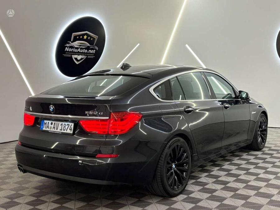 Melns BMW 520 2013 Marijampole, ar dzinēja tilpumu 2.00 L un nobraukumu 443 tūkst. km par 10999 €, foto 32 vietnē AUTOMOTO.COM.LV