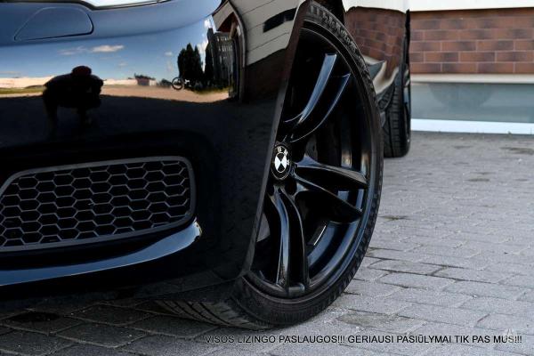 Black BMW 520 2013 in Kretinga, with an engine capacity of 2.00 L and mileage of 319 thousand km for 11999 €, photo 7 on AUTOMOTO.COM.LV
