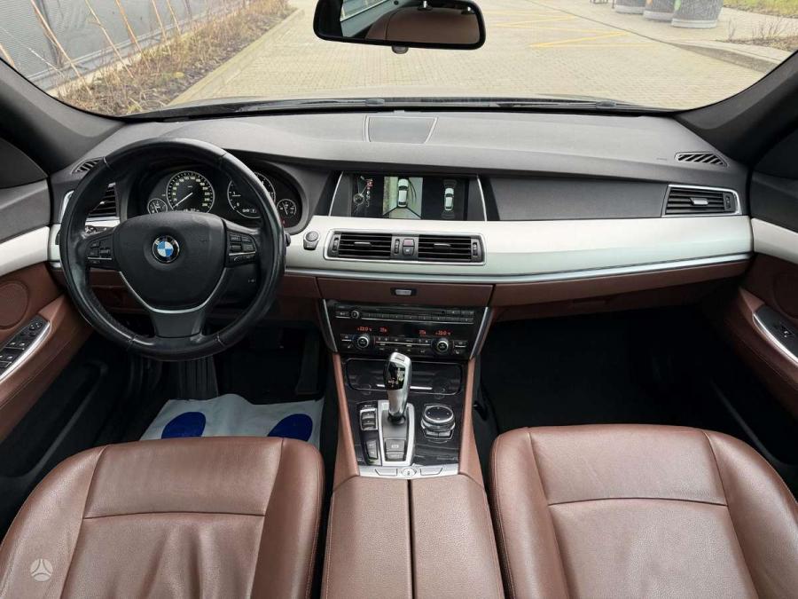 Melns BMW 520 2014 Viļņa, ar dzinēja tilpumu 2.00 L un nobraukumu 183 tūkst. km par 12600 €, foto 24 vietnē AUTOMOTO.COM.LV