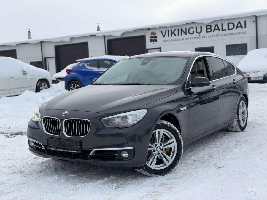 Black BMW 520 2014 in Utena, with an engine capacity of 2.00 L and mileage of 160 thousand km for 11990 €, photo 3 on AUTOMOTO.COM.LV