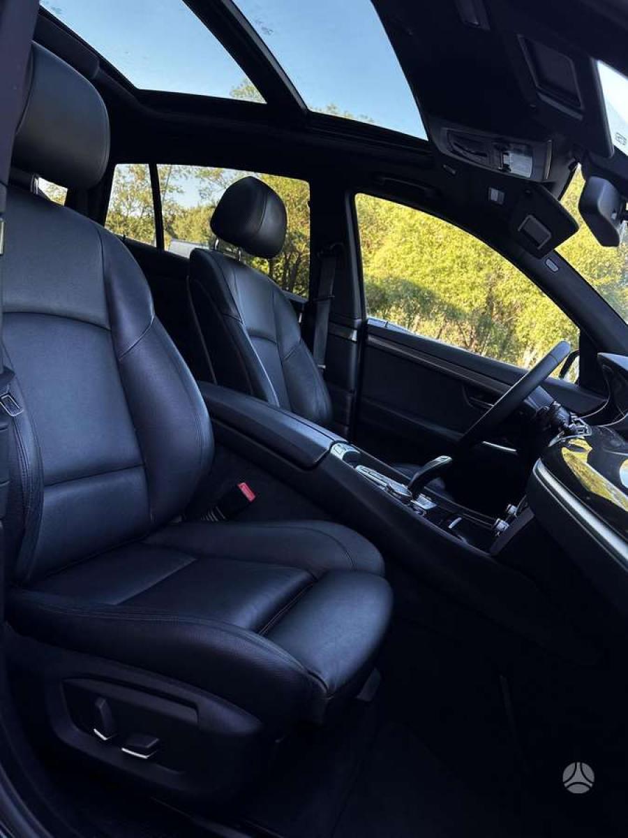 Melns BMW 520 2014 Šauļi, ar dzinēja tilpumu 2.00 L un nobraukumu 251 tūkst. km par 14800 €, foto 14 vietnē AUTOMOTO.COM.LV
