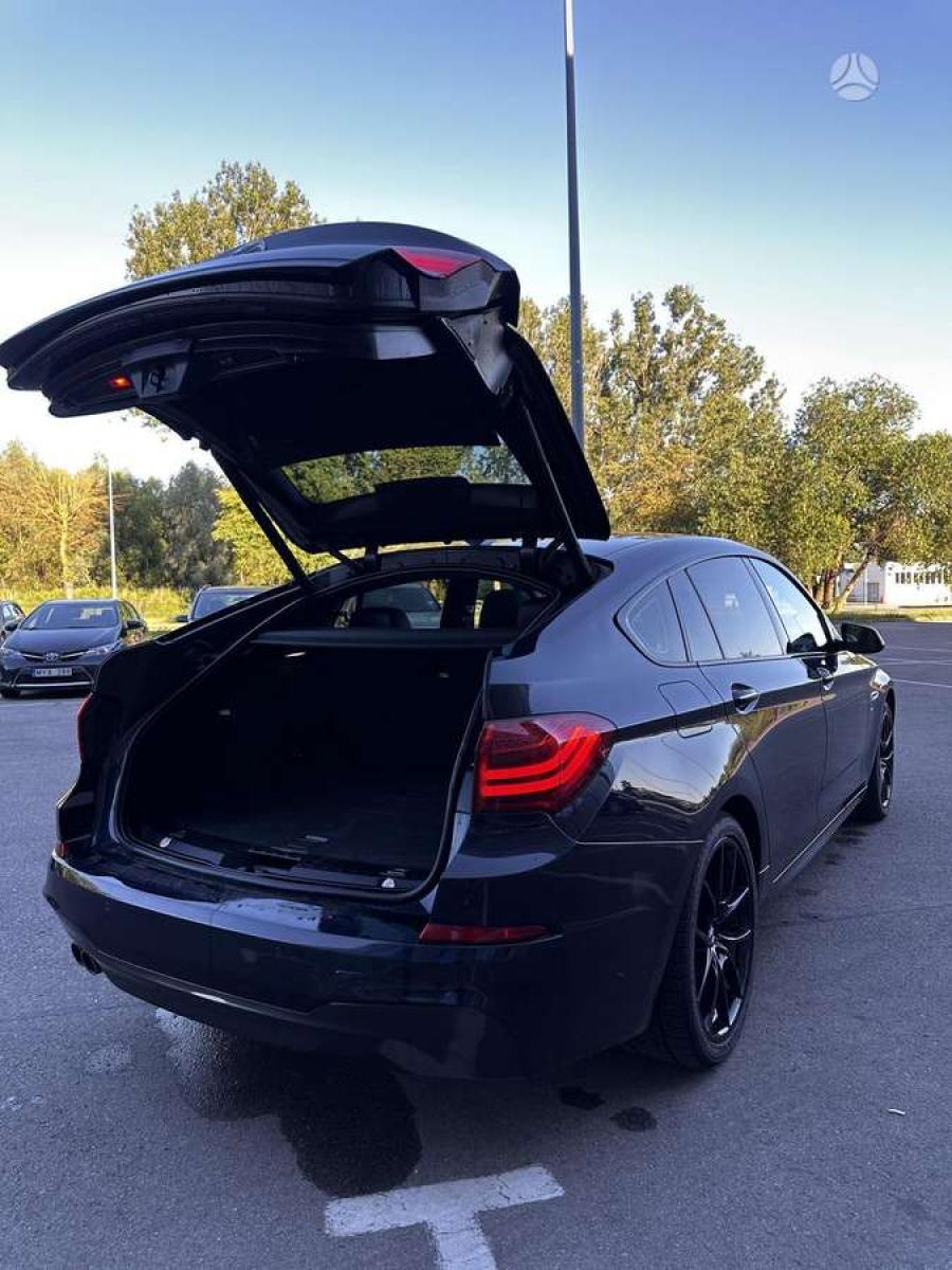 Melns BMW 520 2014 Šauļi, ar dzinēja tilpumu 2.00 L un nobraukumu 251 tūkst. km par 14800 €, foto 19 vietnē AUTOMOTO.COM.LV