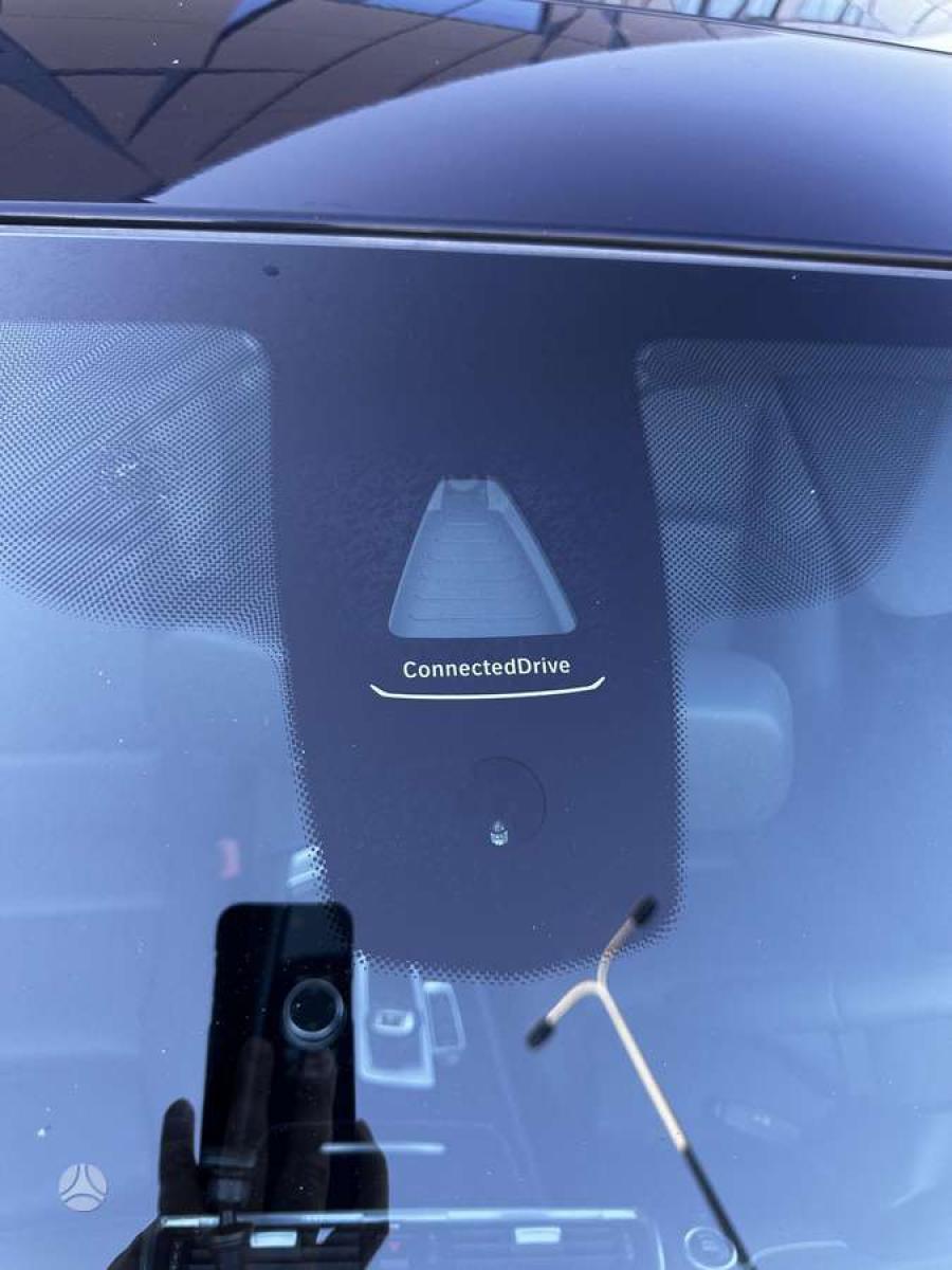 Melns BMW 520 2014 Šauļi, ar dzinēja tilpumu 2.00 L un nobraukumu 251 tūkst. km par 14800 €, foto 21 vietnē AUTOMOTO.COM.LV