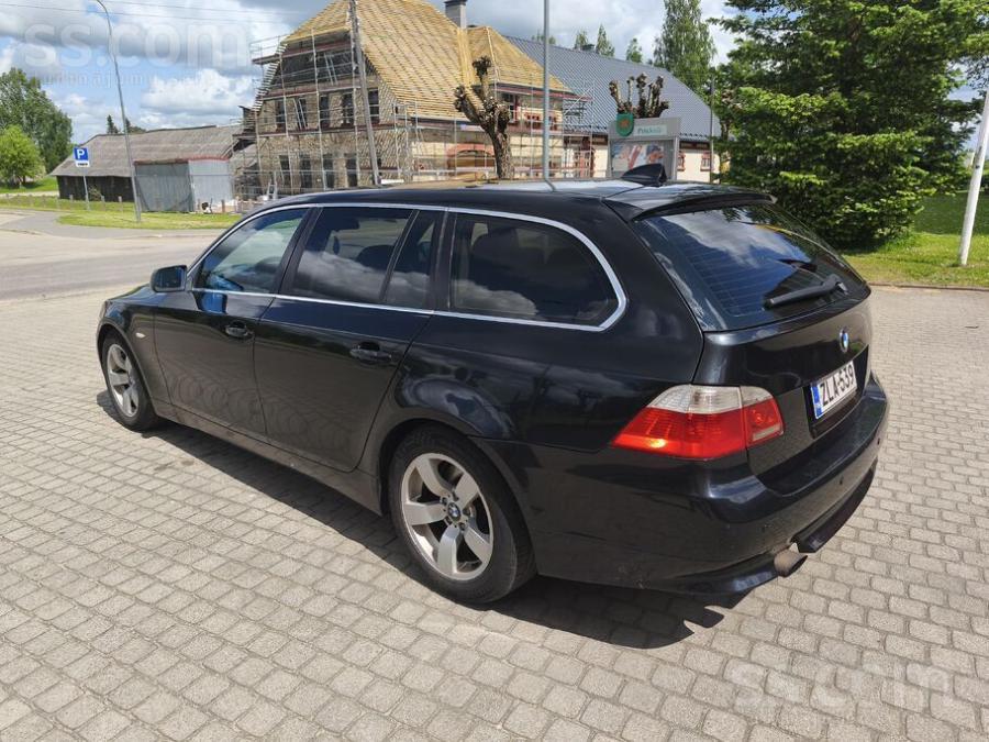 Black BMW 520 2007 in Cesis, with an engine capacity of 2.00 L and mileage of 298 thousand km for 2250 €, photo 2 on AUTOMOTO.COM.LV