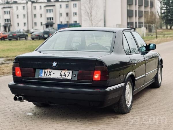 Melns BMW 520 1990 Valmiera, ar dzinēja tilpumu 2.00 L un nobraukumu 180 tūkst. km par 6350 €, foto 4 vietnē AUTOMOTO.COM.LV
