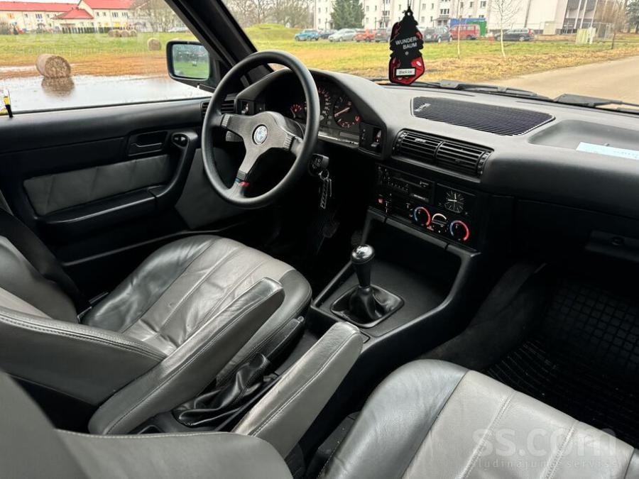 Melns BMW 520 1990 Valmiera, ar dzinēja tilpumu 2.00 L un nobraukumu 180 tūkst. km par 6350 €, foto 8 vietnē AUTOMOTO.COM.LV