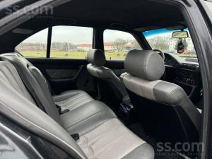 Melns BMW 520 1990 Valmiera, ar dzinēja tilpumu 2.00 L un nobraukumu 180 tūkst. km par 6350 €, foto 9 vietnē AUTOMOTO.COM.LV