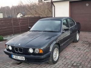 Black BMW 520 1993 in Kretinga, with an engine capacity of 0.00 L and mileage of 68 thousand km for 2400 €, photo  on AUTOMOTO.COM.LV