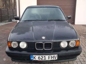 Black BMW 520 1993 in Kretinga, with an engine capacity of 0.00 L and mileage of 68 thousand km for 2400 €, photo 4 on AUTOMOTO.COM.LV