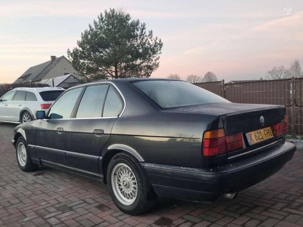 Melns BMW 520 1993 Kretinga, ar dzinēja tilpumu 0.00 L un nobraukumu 68 tūkst. km par 2400 €, foto 10 vietnē AUTOMOTO.COM.LV