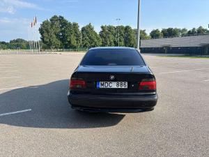 Black BMW 520 1998 in Kedainiai, with an engine capacity of 1.99 L and mileage of 336 thousand km for 2200 €, photo 7 on AUTOMOTO.COM.LV