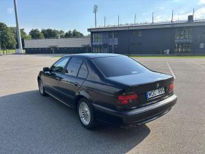 Black BMW 520 1998 in Kedainiai, with an engine capacity of 1.99 L and mileage of 336 thousand km for 2200 €, photo 8 on AUTOMOTO.COM.LV