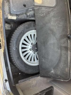 Black BMW 520 1998 in Kedainiai, with an engine capacity of 1.99 L and mileage of 336 thousand km for 2200 €, photo 16 on AUTOMOTO.COM.LV
