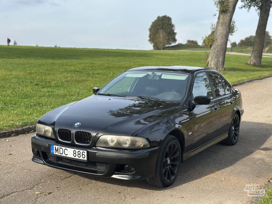 Melns BMW 520 1998 Kauņa, ar dzinēja tilpumu 2.00 L un nobraukumu 340 tūkst. km par 2690 €, foto 1 vietnē AUTOMOTO.COM.LV