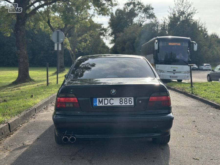 Melns BMW 520 1998 Kauņa, ar dzinēja tilpumu 2.00 L un nobraukumu 340 tūkst. km par 2690 €, foto 6 vietnē AUTOMOTO.COM.LV
