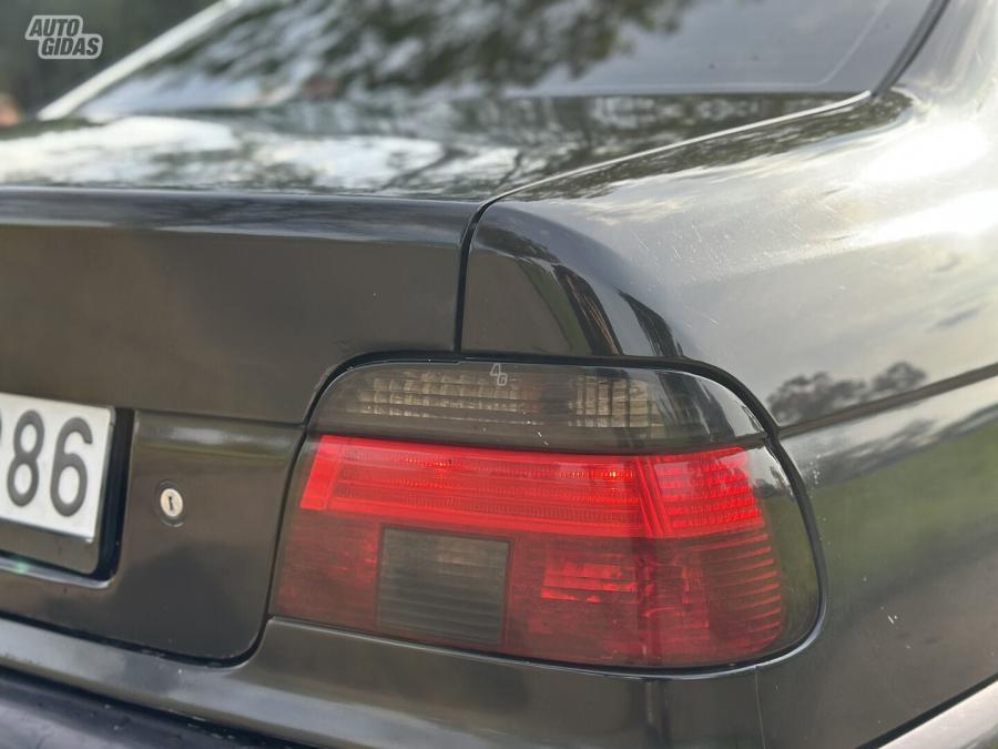 Melns BMW 520 1998 Kauņa, ar dzinēja tilpumu 2.00 L un nobraukumu 340 tūkst. km par 2690 €, foto 9 vietnē AUTOMOTO.COM.LV