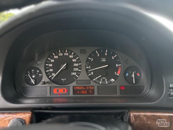 Melns BMW 520 1998 Kauņa, ar dzinēja tilpumu 2.00 L un nobraukumu 340 tūkst. km par 2690 €, foto 11 vietnē AUTOMOTO.COM.LV