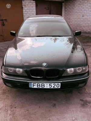 Black BMW 520 2000 in Vilnius, with an engine capacity of 1.95 L and mileage of 282 thousand km for 1300 €, photo 12 on AUTOMOTO.COM.LV