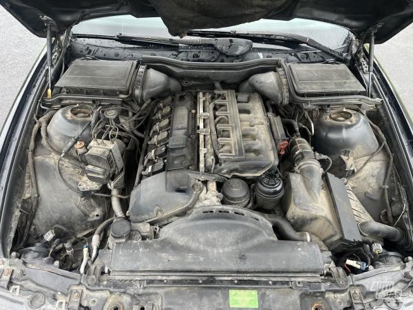 Черный БМВ 520 2002 в Каунас, объемом двигателя 2.20 л и пробегом 400 тыс. км за 1500 €, фото 8 на AUTOMOTO.COM.LV