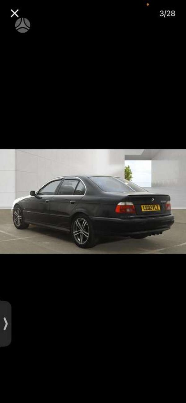 Black BMW 520 2002 in Silute, with an engine capacity of 2.17 L and mileage of 980 thousand km for 4000 €, photo 4 on AUTOMOTO.COM.LV
