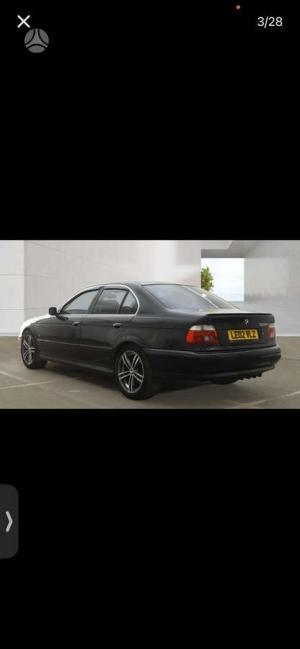 Black BMW 520 2002 in Silute, with an engine capacity of 2.17 L and mileage of 980 thousand km for 4000 €, photo 5 on AUTOMOTO.COM.LV