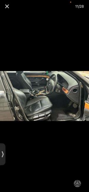 Black BMW 520 2002 in Silute, with an engine capacity of 2.17 L and mileage of 980 thousand km for 4000 €, photo 7 on AUTOMOTO.COM.LV