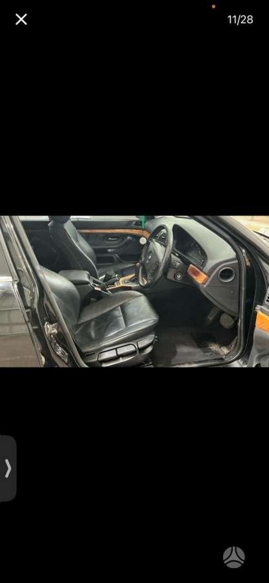 Black BMW 520 2002 in Silute, with an engine capacity of 2.17 L and mileage of 980 thousand km for 4000 €, photo 7 on AUTOMOTO.COM.LV
