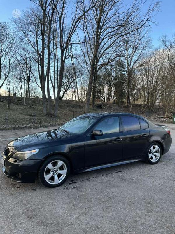 Melns BMW 520 2003 Kazlų Rūda, ar dzinēja tilpumu 2.17 L un nobraukumu 431 tūkst. km par 1500 €, foto 1 vietnē AUTOMOTO.COM.LV