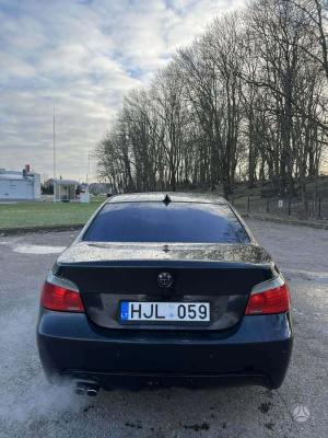Melns BMW 520 2003 Kazlų Rūda, ar dzinēja tilpumu 2.17 L un nobraukumu 431 tūkst. km par 1500 €, foto 3 vietnē AUTOMOTO.COM.LV