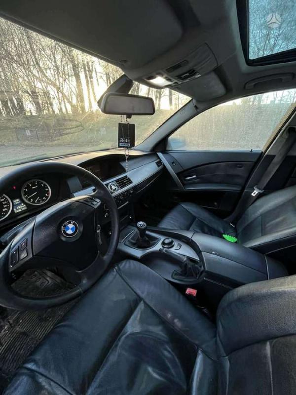 Melns BMW 520 2003 Kazlų Rūda, ar dzinēja tilpumu 2.17 L un nobraukumu 431 tūkst. km par 1500 €, foto 8 vietnē AUTOMOTO.COM.LV