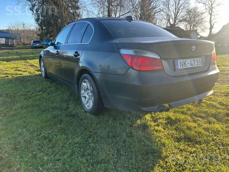 Melns BMW 520 2003 Rīga, ar dzinēja tilpumu 2.50 L un nobraukumu 306 tūkst. km par 3200 €, foto 5 vietnē AUTOMOTO.COM.LV
