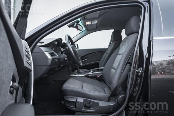 Melns BMW 520 2003 Rīga, ar dzinēja tilpumu 2.20 L un nobraukumu 127 tūkst. km par 6990 €, foto 7 vietnē AUTOMOTO.COM.LV
