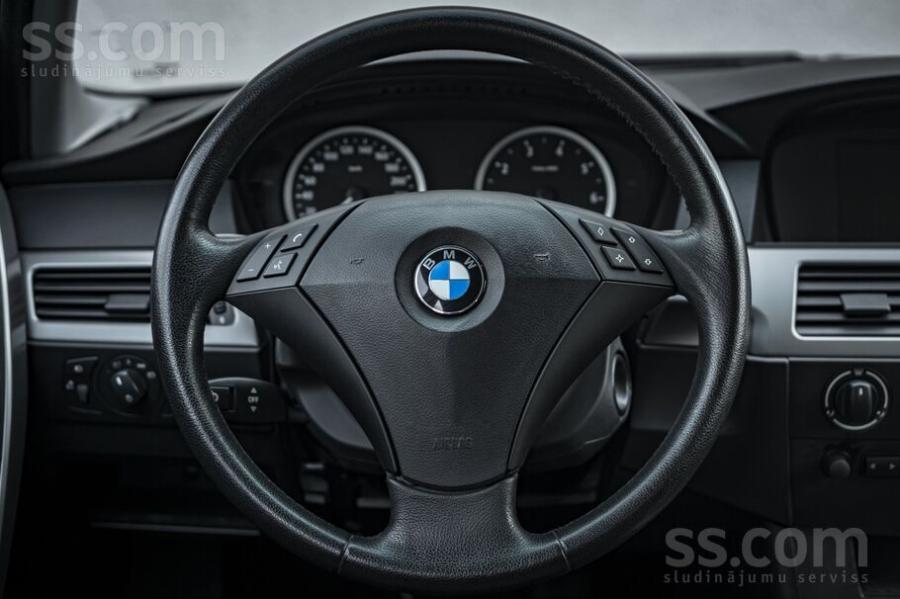 Black BMW 520 2003 in Riga, with an engine capacity of 2.20 L and mileage of 127 thousand km for 6500 €, photo 16 on AUTOMOTO.COM.LV