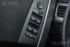 Black BMW 520 2003 in Riga, with an engine capacity of 2.20 L and mileage of 127 thousand km for 6500 €, photo 24 on AUTOMOTO.COM.LV