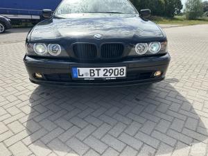 Black BMW 520 2003 in Marijampole, with an engine capacity of 2.20 L and mileage of 264 thousand km for 3250 €, photo 8 on AUTOMOTO.COM.LV