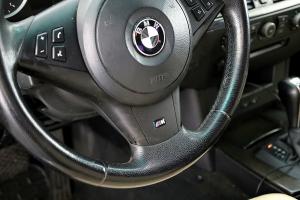 Black BMW 520 2003 in Tallinn, with an engine capacity of 2.20 L and mileage of 379 thousand km for 2799 €, photo 9 on AUTOMOTO.COM.LV