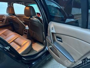 Melns BMW 520 2003 Rīga, ar dzinēja tilpumu 2.20 L un nobraukumu 435 tūkst. km par 3850 €, foto 11 vietnē AUTOMOTO.COM.LV