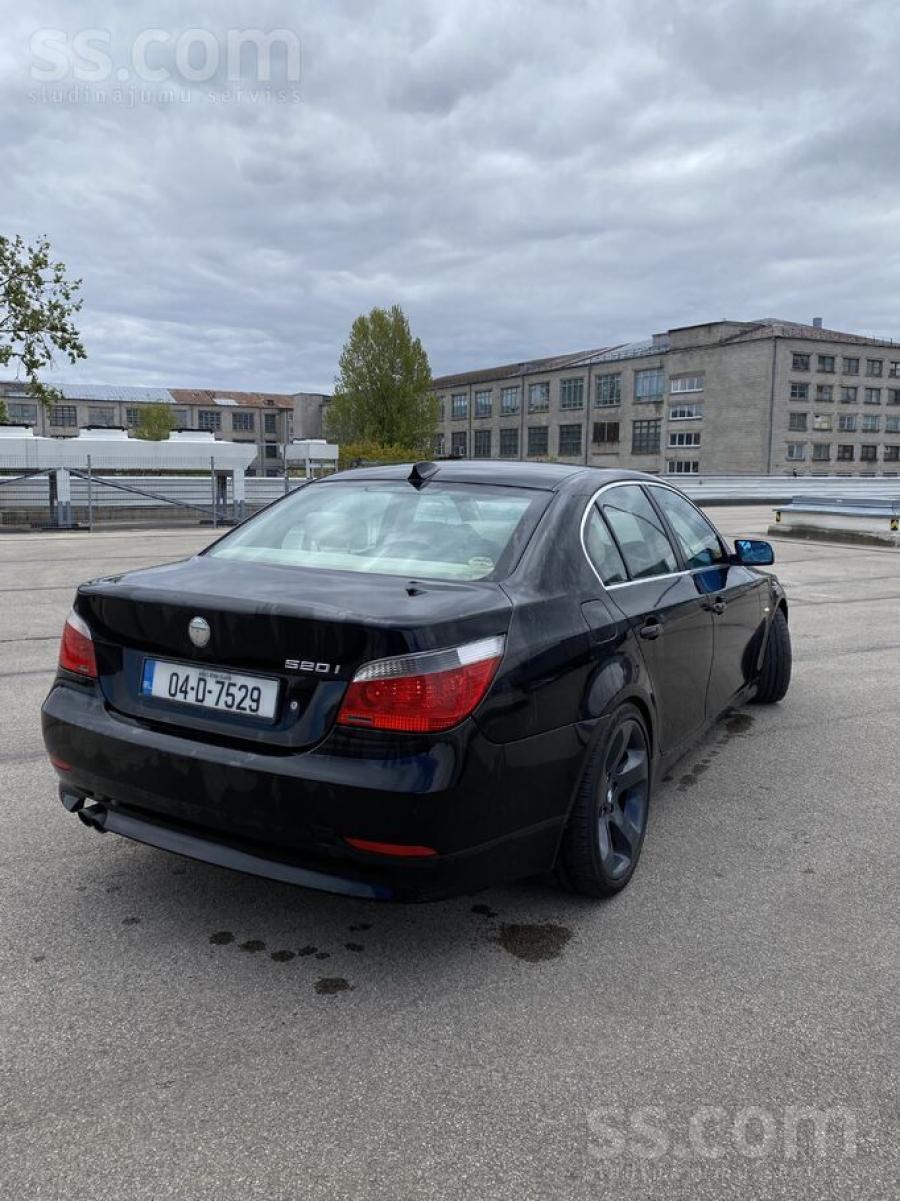Melns BMW 520 2004 Rīga, ar dzinēja tilpumu 2.50 L un nobraukumu 200 tūkst. km par 10000 €, foto 2 vietnē AUTOMOTO.COM.LV