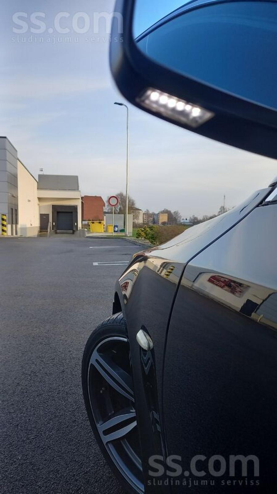 Melns BMW 520 2004 Jelgava, ar dzinēja tilpumu 2.20 L un nobraukumu 321 tūkst. km par 3500 €, foto 3 vietnē AUTOMOTO.COM.LV