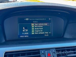 Melns BMW 520 2004 Rīga, ar dzinēja tilpumu 2.20 L un nobraukumu 443 tūkst. km par 2400 €, foto 12 vietnē AUTOMOTO.COM.LV