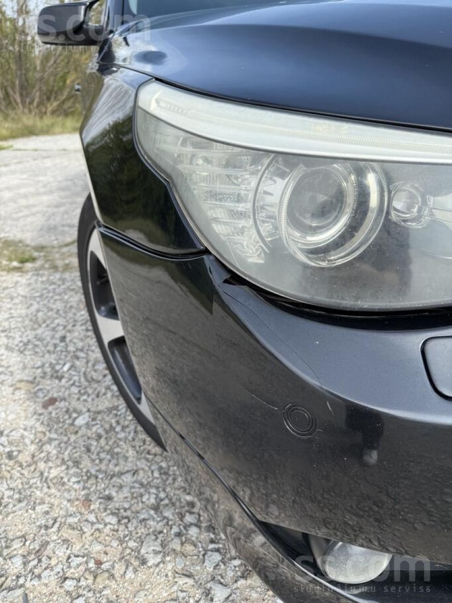 Melns BMW 520 2004 Rīga, ar dzinēja tilpumu 2.20 L un nobraukumu 279 tūkst. km par 4500 €, foto 8 vietnē AUTOMOTO.COM.LV