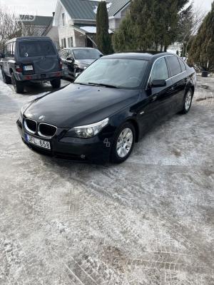 Black BMW 520 2005 in Vilnius, with an engine capacity of 2.00 L and mileage of 335 thousand km for 2500 €, photo  on AUTOMOTO.COM.LV