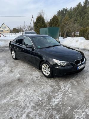 Black BMW 520 2005 in Vilnius, with an engine capacity of 2.00 L and mileage of 335 thousand km for 2500 €, photo 2 on AUTOMOTO.COM.LV